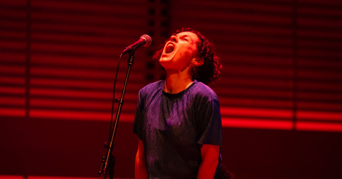 "Net als Ariël verloor Nora Fischer haar stem." | Wilminktheater en ...